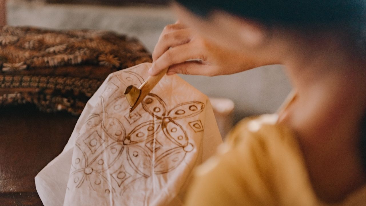 Summer Course: "Discover the art of Indonesian batik" - Casa Asia
